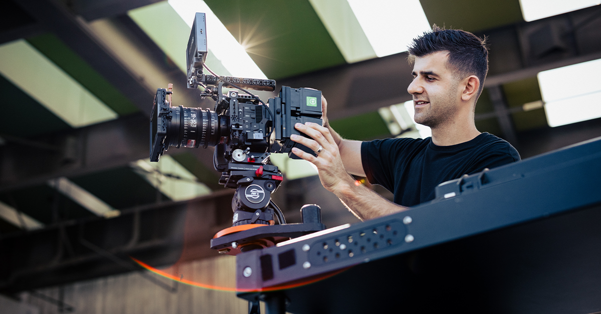 Camera Mount System for Efficient Camera Prep and Transportation – INOVATIV