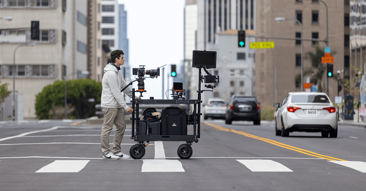 8 Qualities to Look For in a Mobile Cart Workstation – INOVATIV