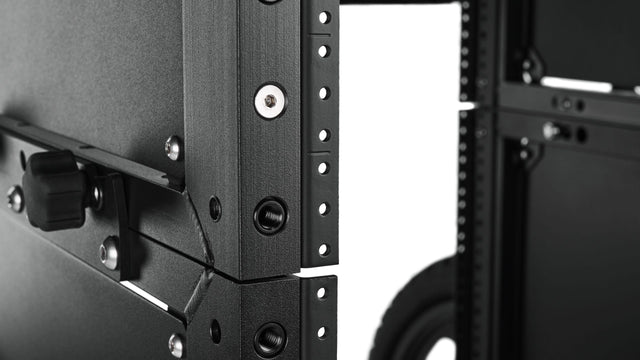 Deploy | Vertical Rack Mount Workstation – INOVATIV